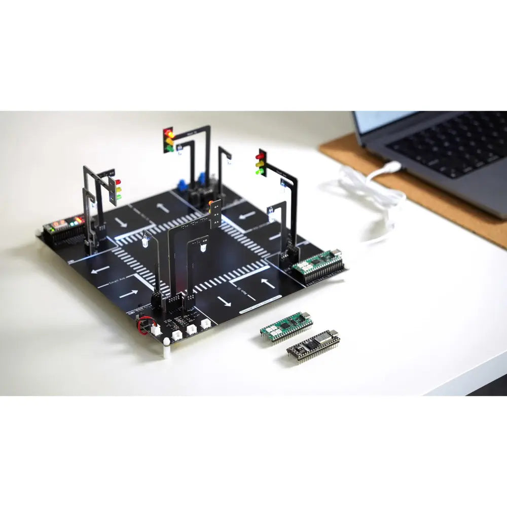 Traffic Light Control System for Learning Raspberry Pico and STEPFPGA - RobotShop