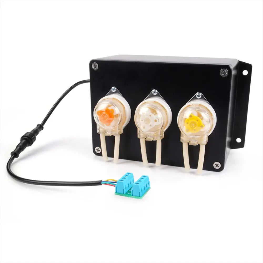 Triple Embedded Dosing Pump EZO-TRI-PMP - RobotShop
